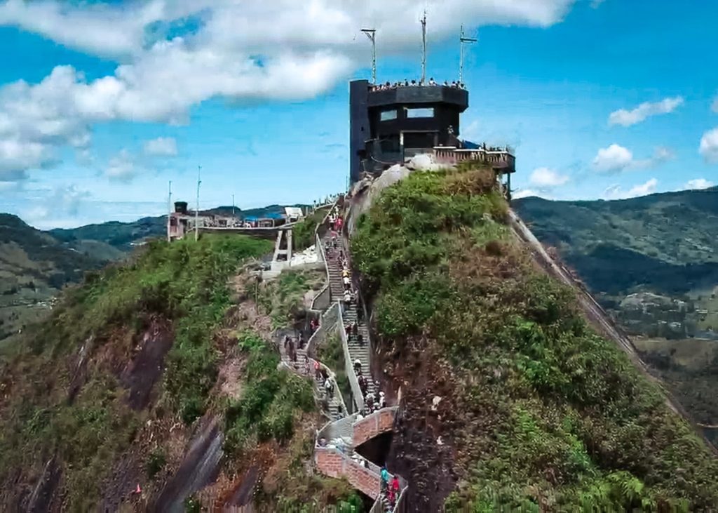 Climbing the Guatapé Rock: El Peñón de Guatapé (What to Know Before You ...